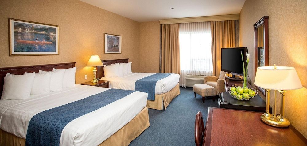 Quality Inn & Suites - Longueuil