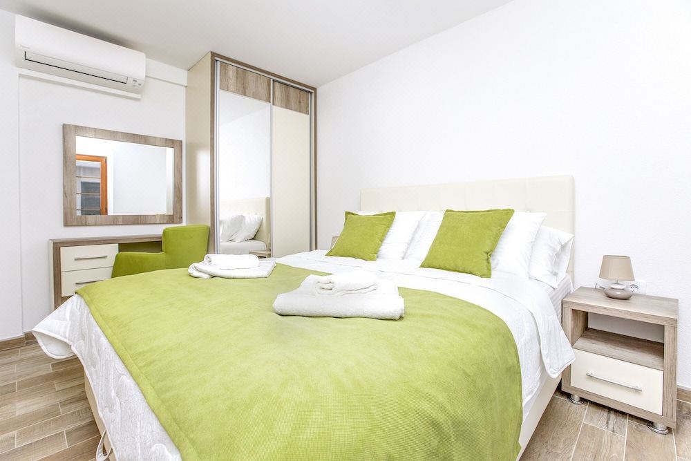 Apartments Mezini 11 - Kotor