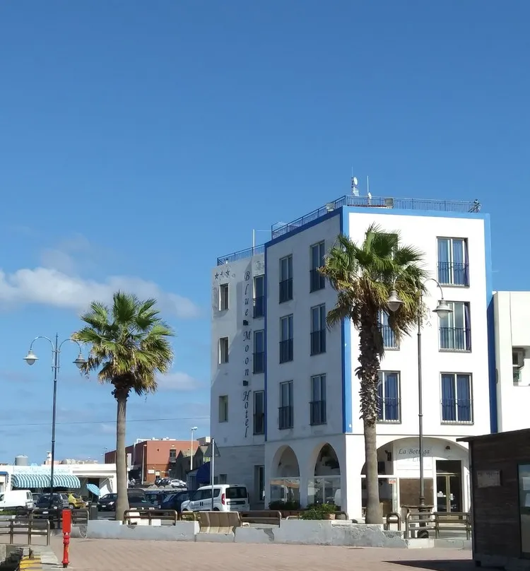 Blue Moon Hotel - Pantelleria