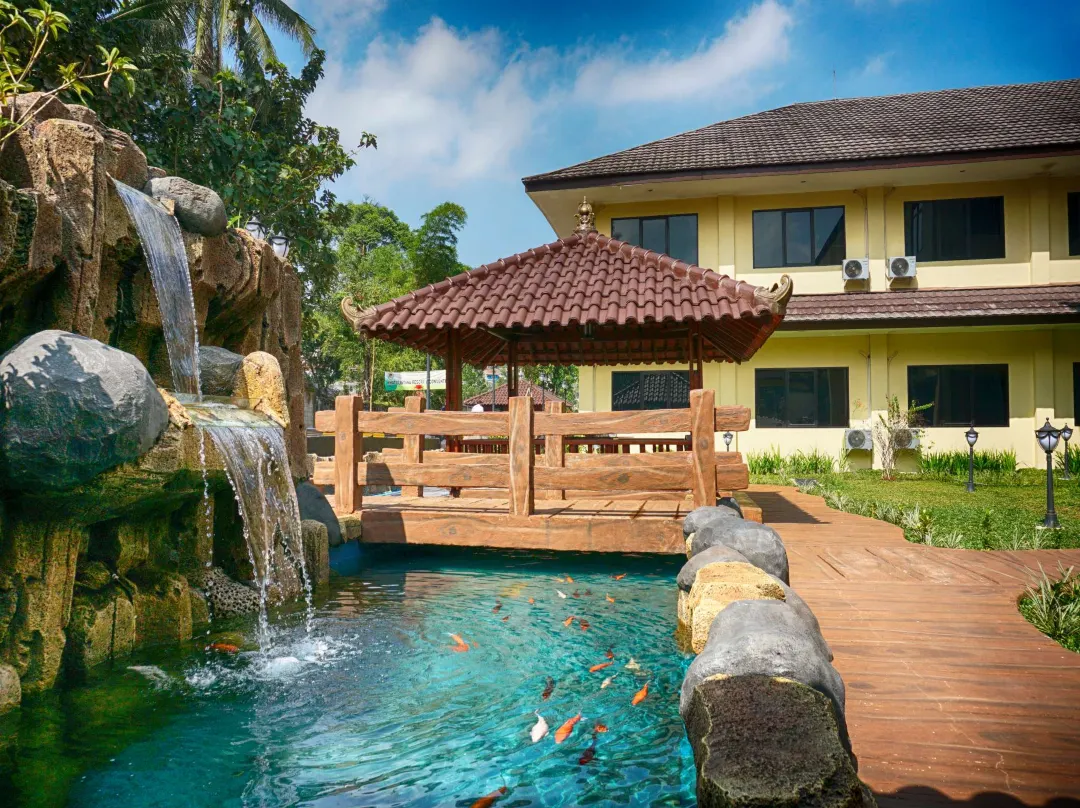 Gerbera Hotel - Cisarua