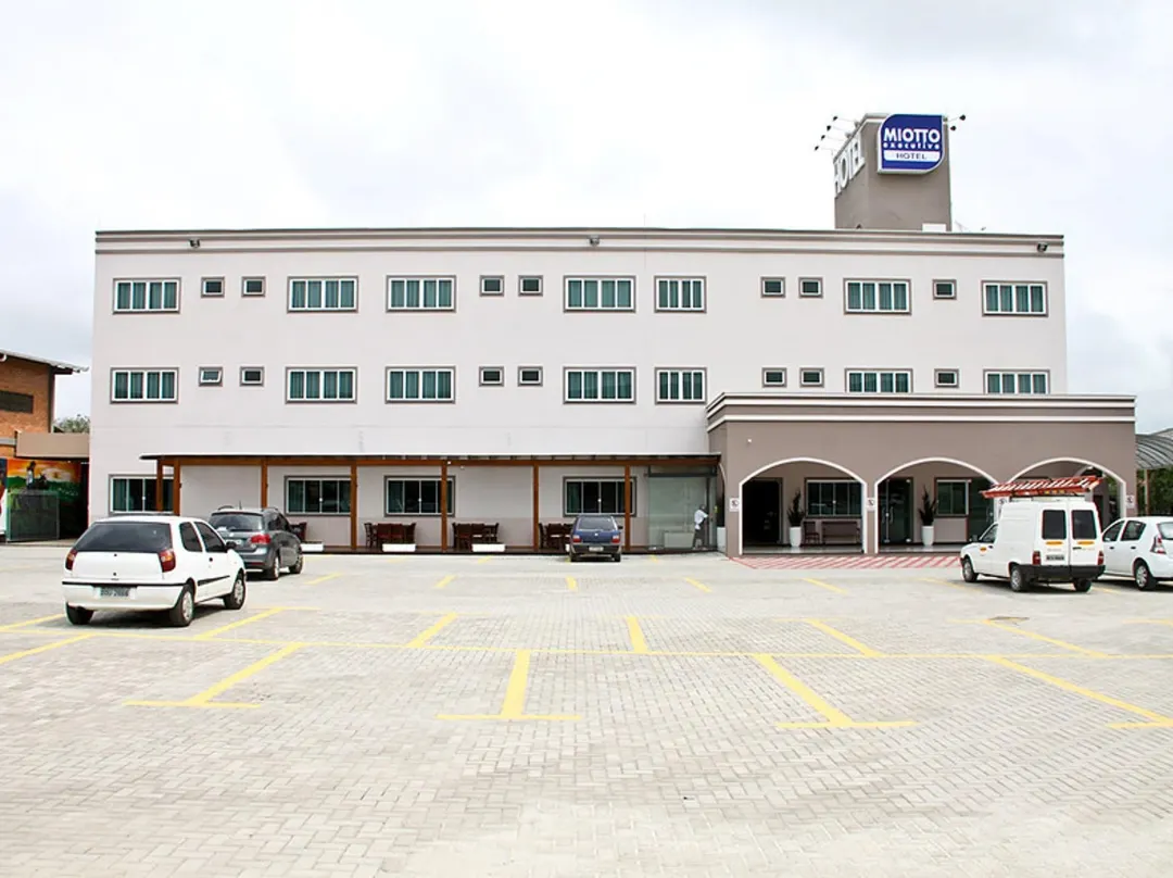 Miotto Executive Hotel - Navegantes