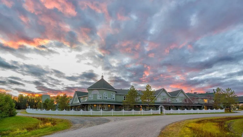Cedar Meadows Resort & Spa, Ascend Hotel Collection - Timmins