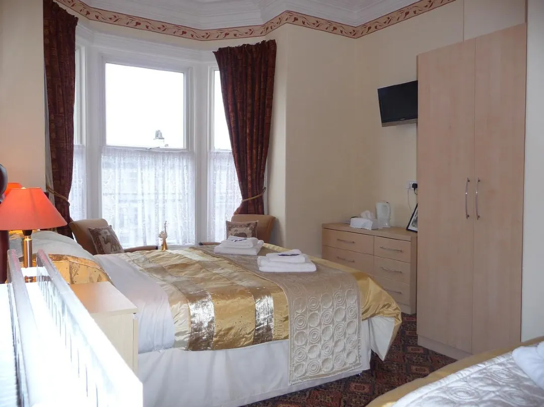 The Warwick Southport - Southport