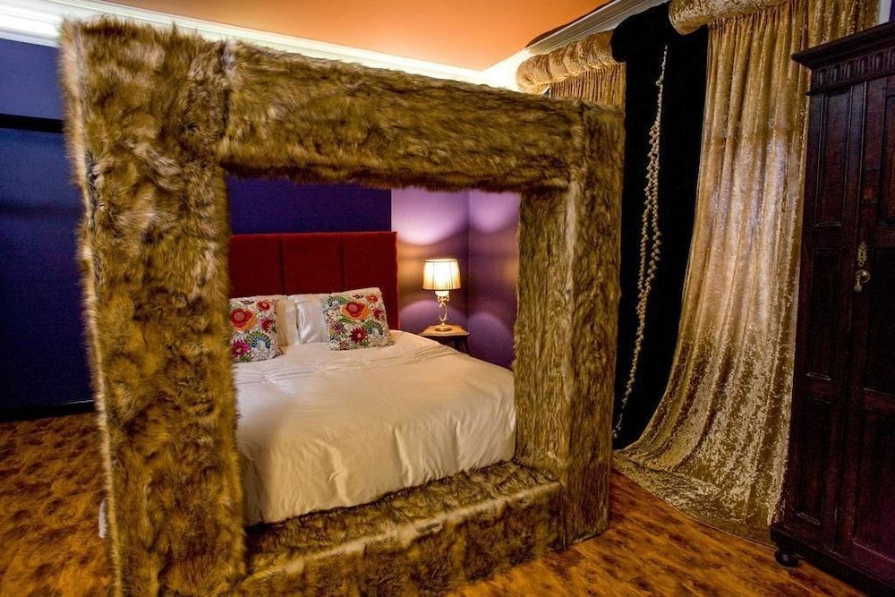 The Music Fable Hotel - Swansea