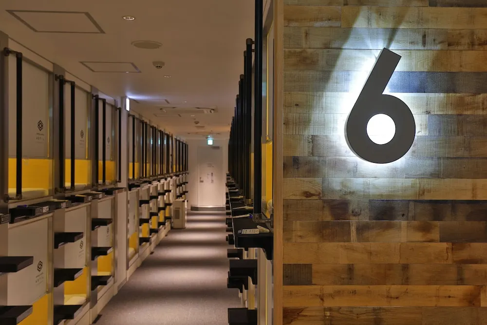 Acro Capsule Hotel Namba Dotonbori - Osaka