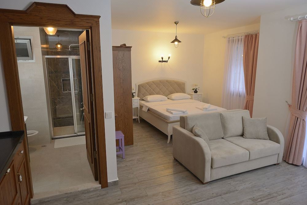 Brothers ÇEşme Boutique Hotel - Çeşme