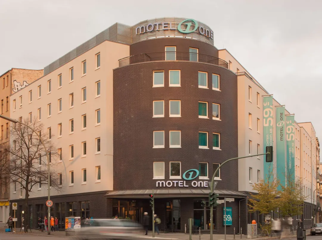 Motel One Berlin-bellevue - Berlin