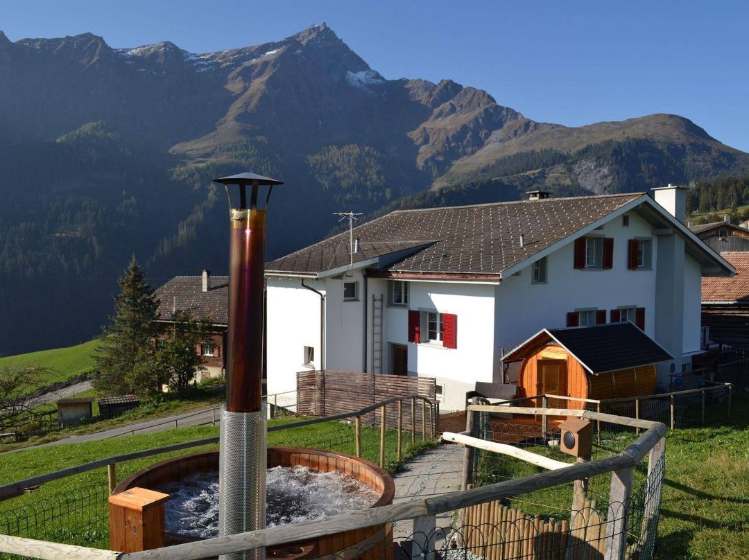 Gasthaus Alpina - Canton of the Grisons