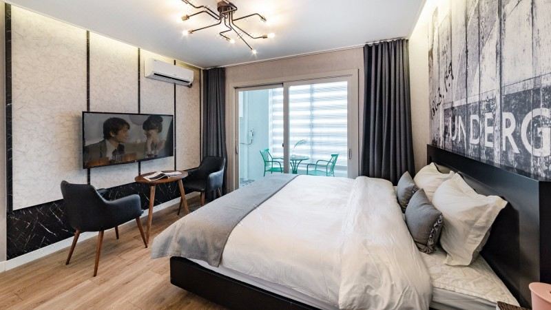Gyeongju Cheongdam Pool Villa Pension - Gyeongju-si
