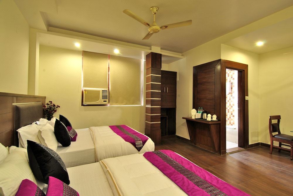 Two Affordable Rooms In Paharganj - Delhi