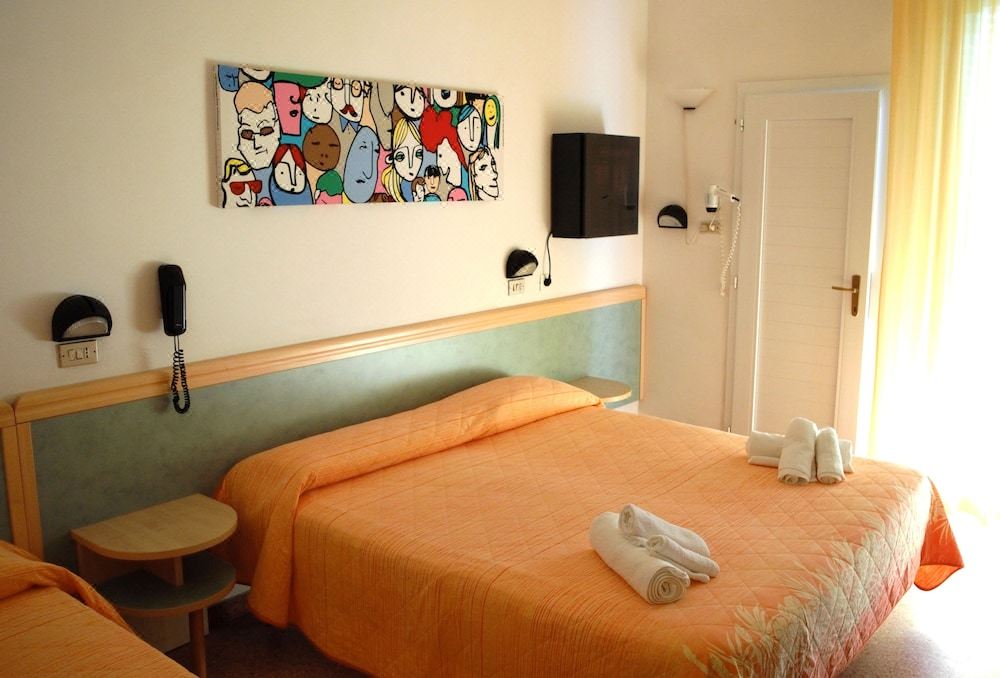 Hotel Lux - Cesenatico