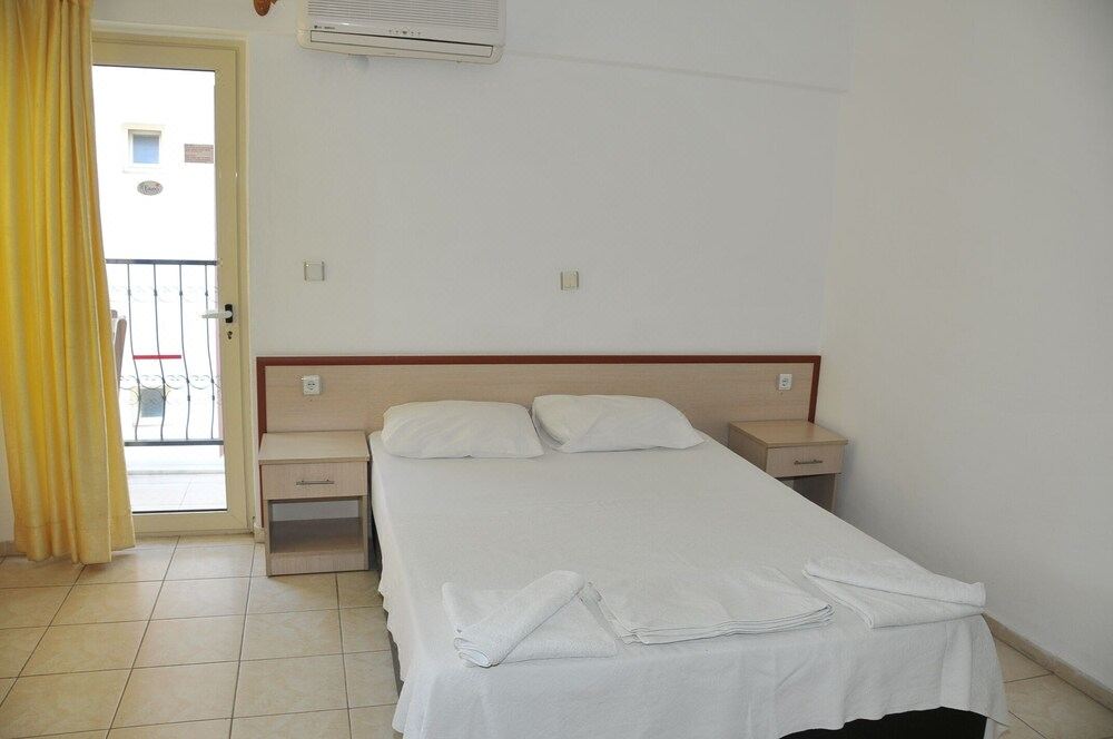 Ekinci Palace - İçmeler