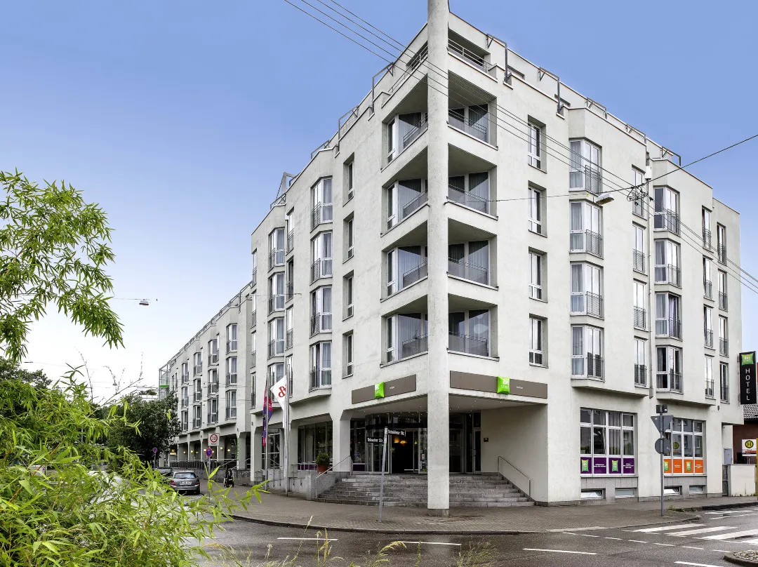 Ibis Styles Stuttgart - Stuttgart