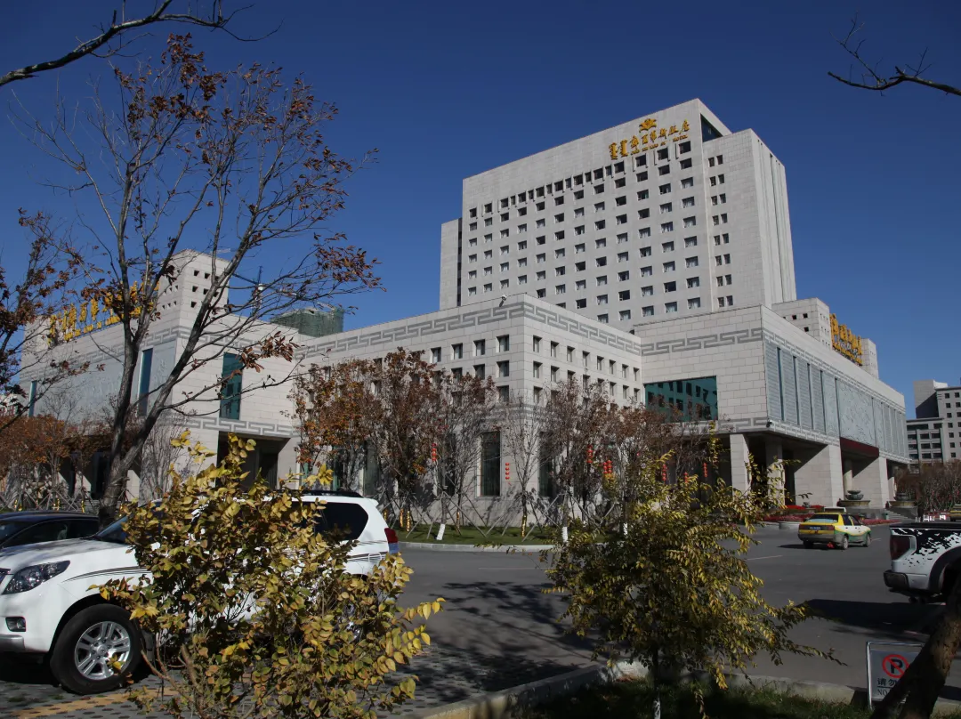 Guo Erluosi Hotel - Songyuan